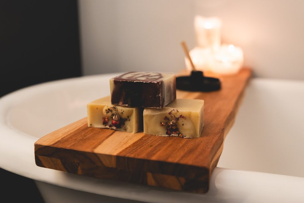 Cardinal Ornament - Siphon Draw Apothecary